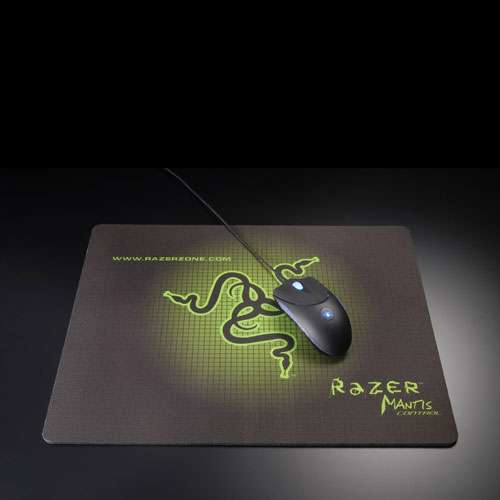 Razer Mantis- мягкий тканевый коврик на razer.ru